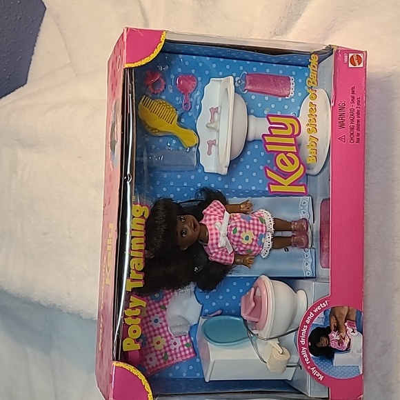 Kelly/Barbie | Toys | Potty Training Kelly Baby Sister Of Barbie Mattel ...